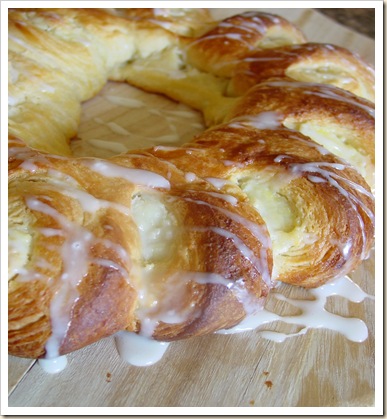 Sweet Pea Patisserie: The Daring Bakers take on Danish Pastry